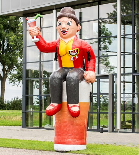 Sarah Pop 50 | Stip Entertainment